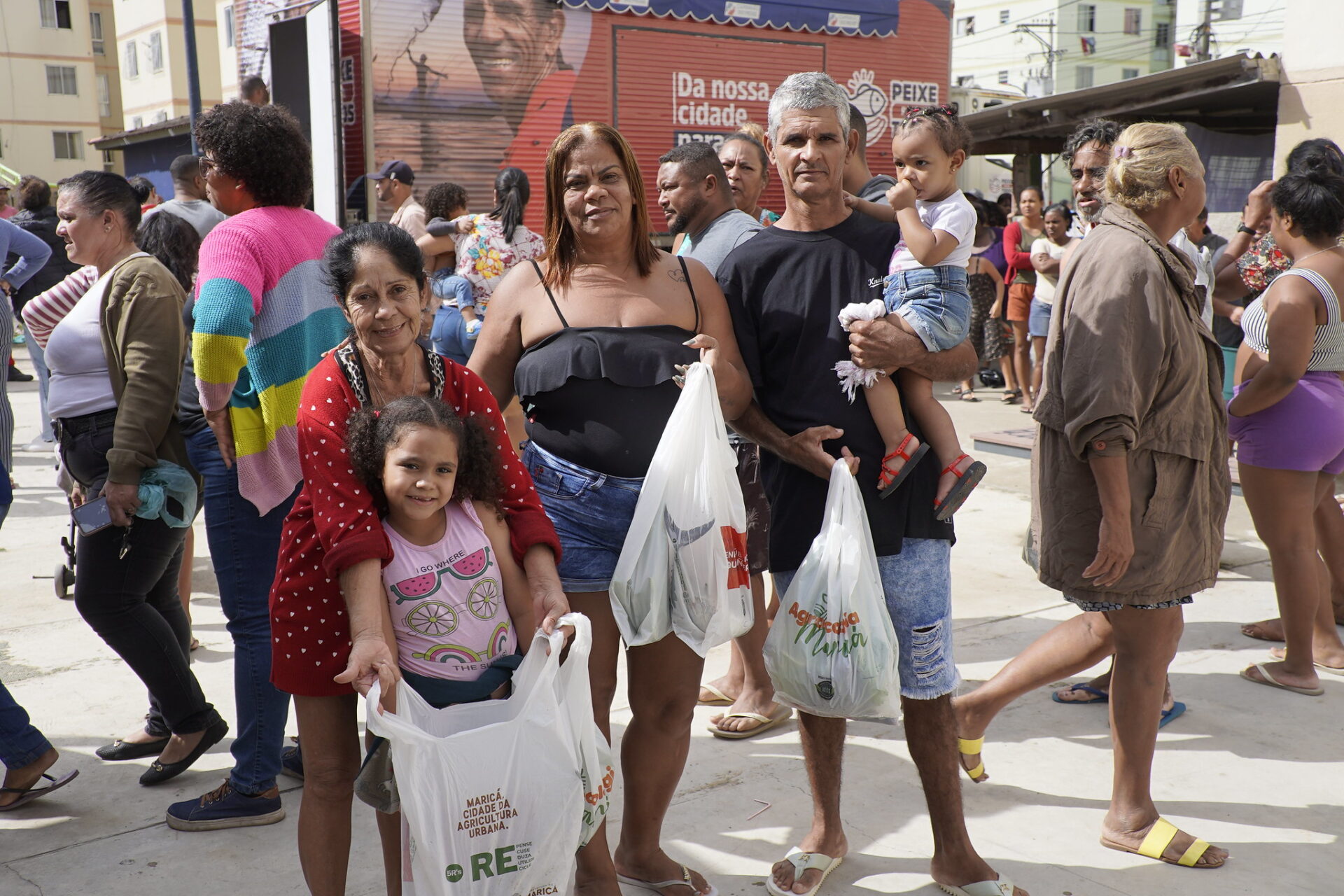 Tilápia cultivada com bioflocos alimenta famílias de Maricá e mostra alto desempenho em ...